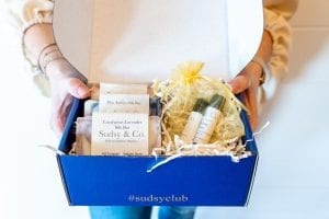 76 Creative & Thoughtful Gifts For Managers In 2024